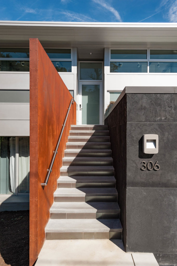 Modern Prefabricated Home (Fire Resistant) in Santa Barbara